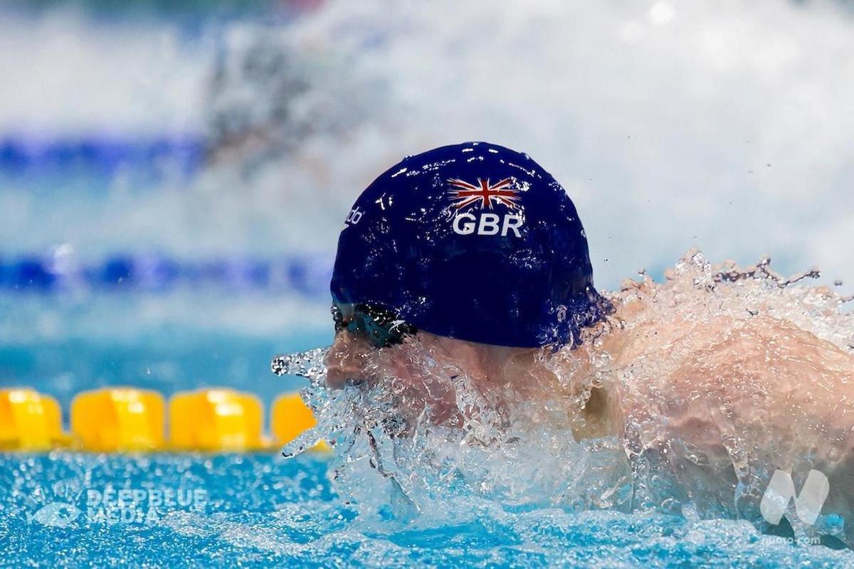 Campionati Britannici. Day 2. Max Litchfield: 400 misti (4.11.59 ...